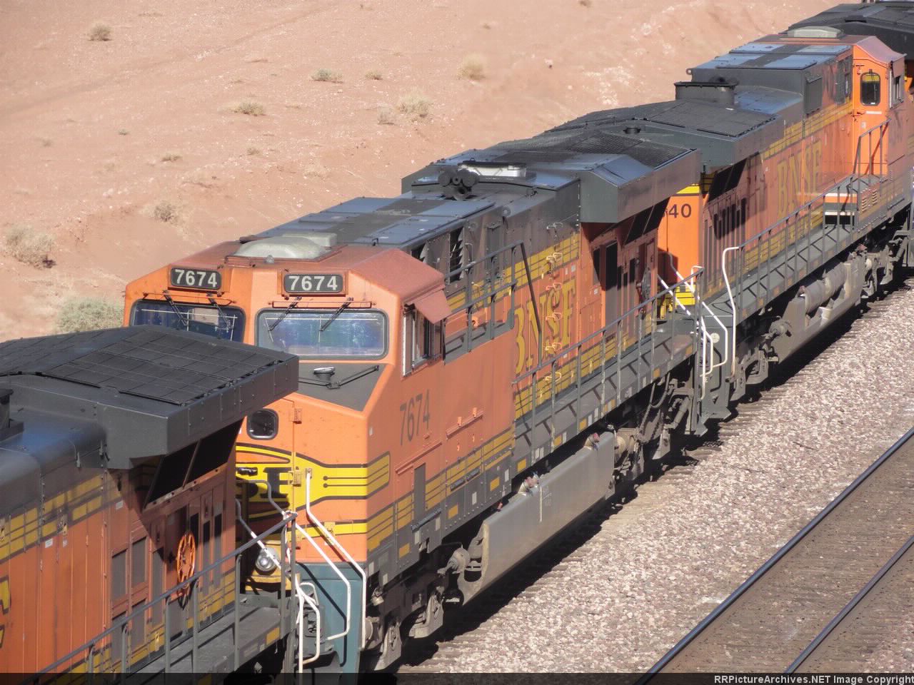 BNSF 7674